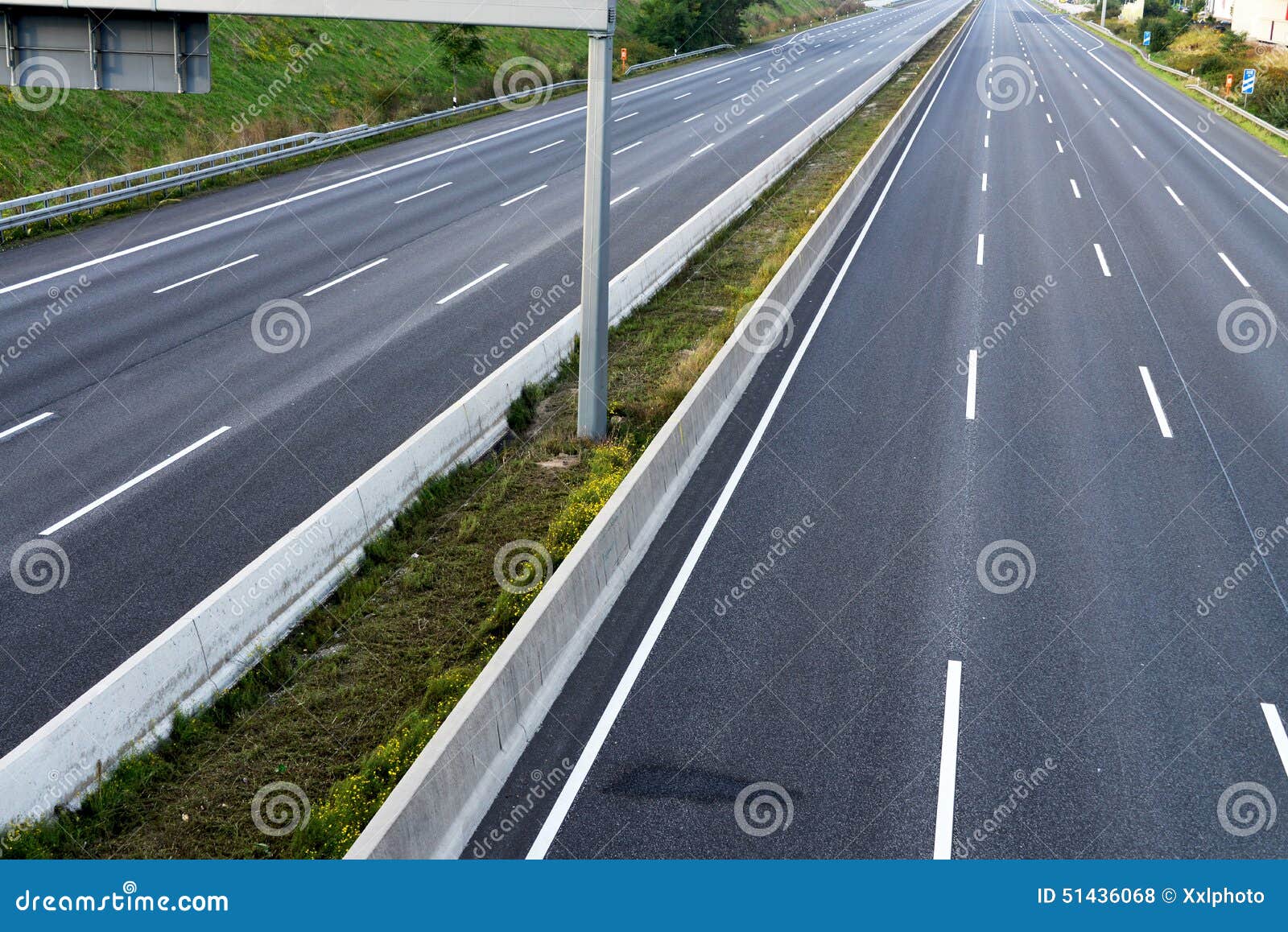 Empty 8-lane Highway Due To Road and Bridge Works Stock Photo - Image ...