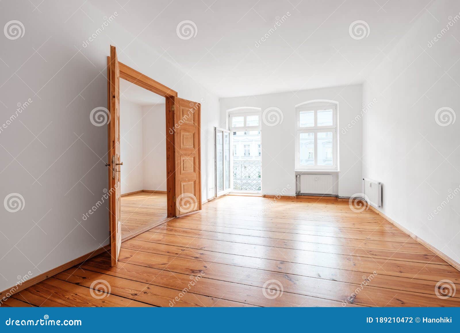Empty Living Room in Apartment Flat Stock Photo - Image of interior ...