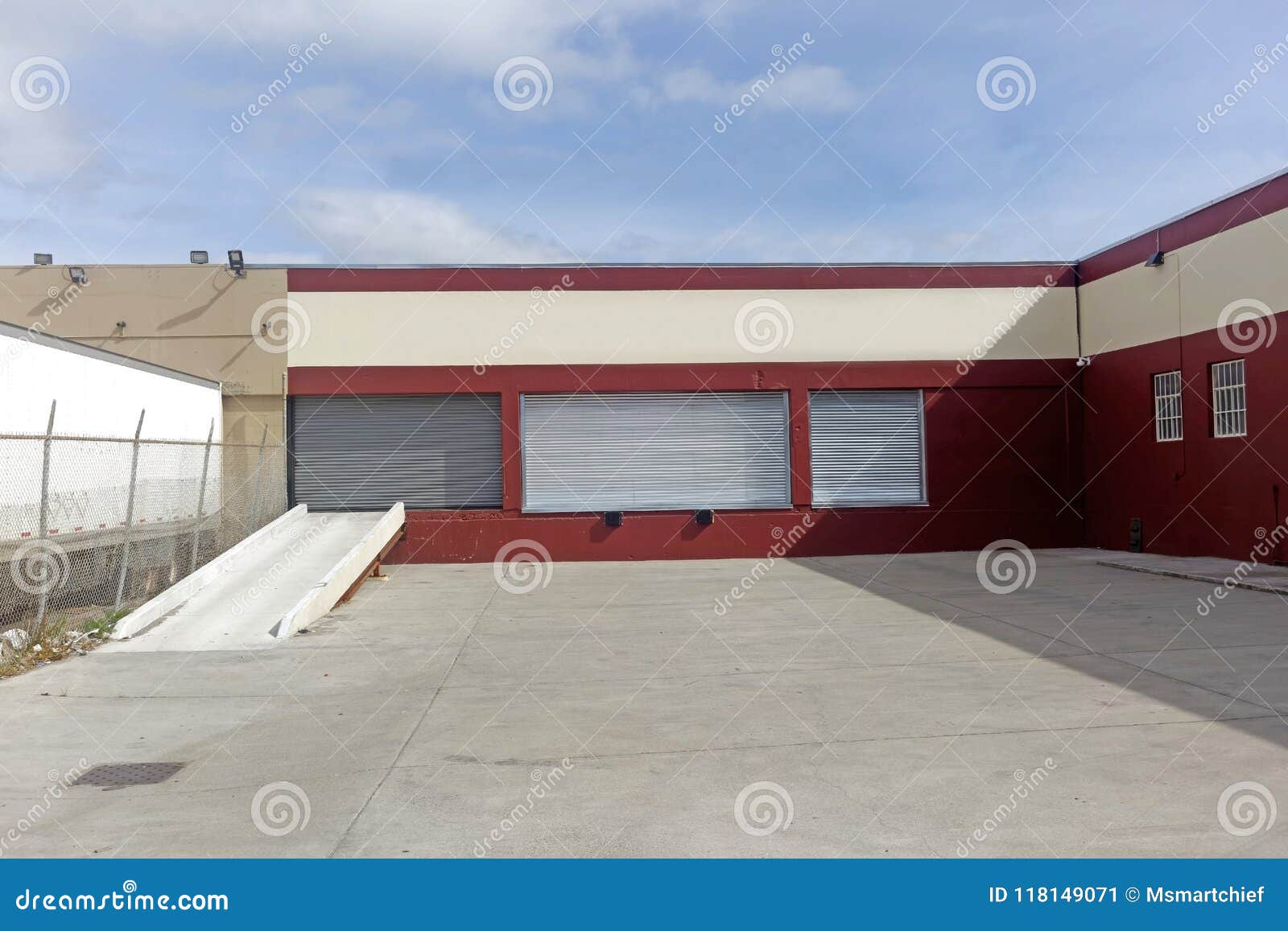 Empty Loading Dock Area stock image. Image of door, distribution ...