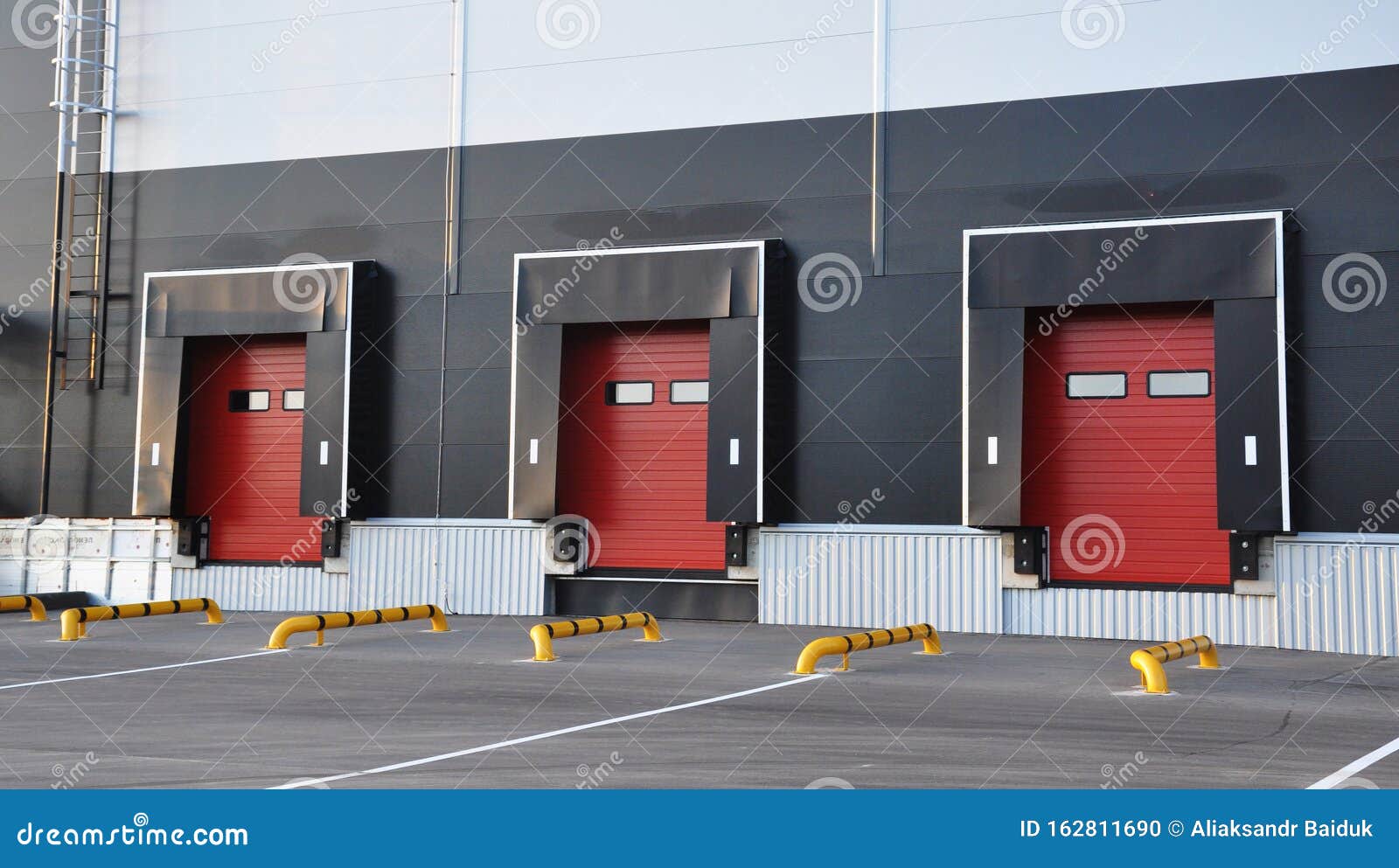 Empty Loading Dock of a Large Warehouse. Modern Warehouse Complex Stock ...