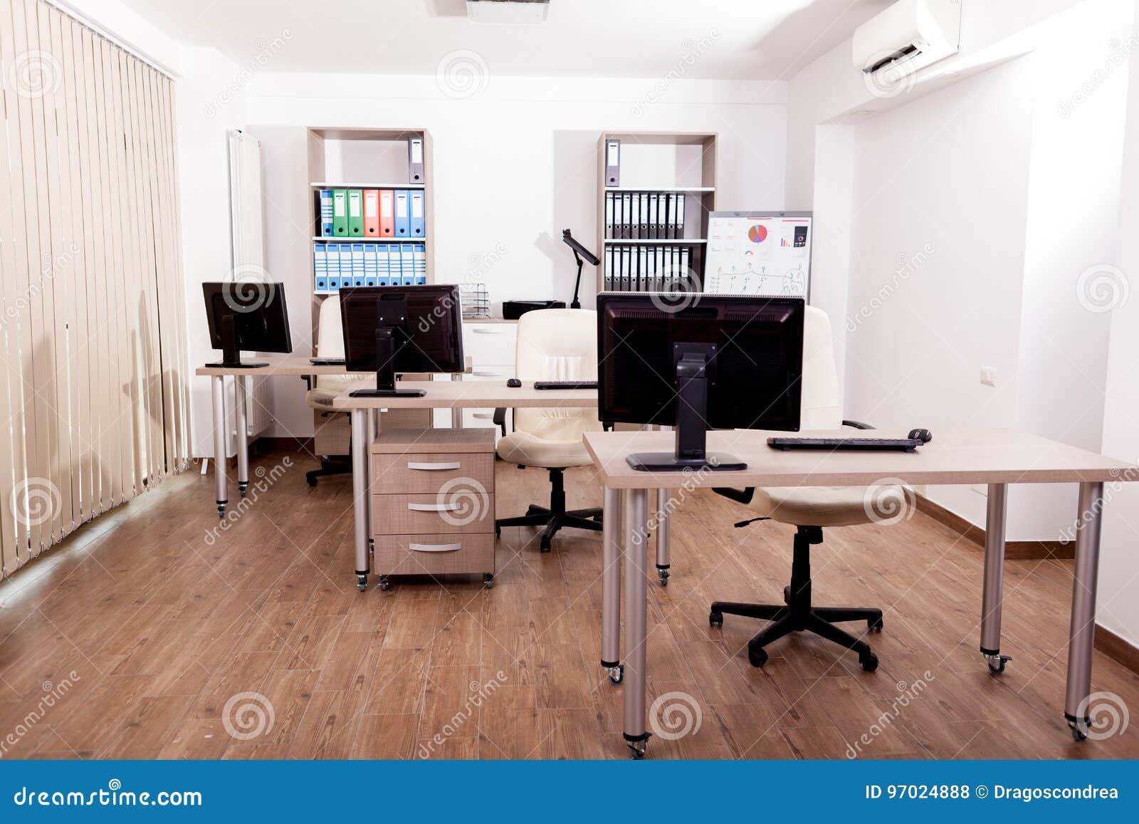 Empty Modern Business Office Stock Photo - Image of architecture, desk ...