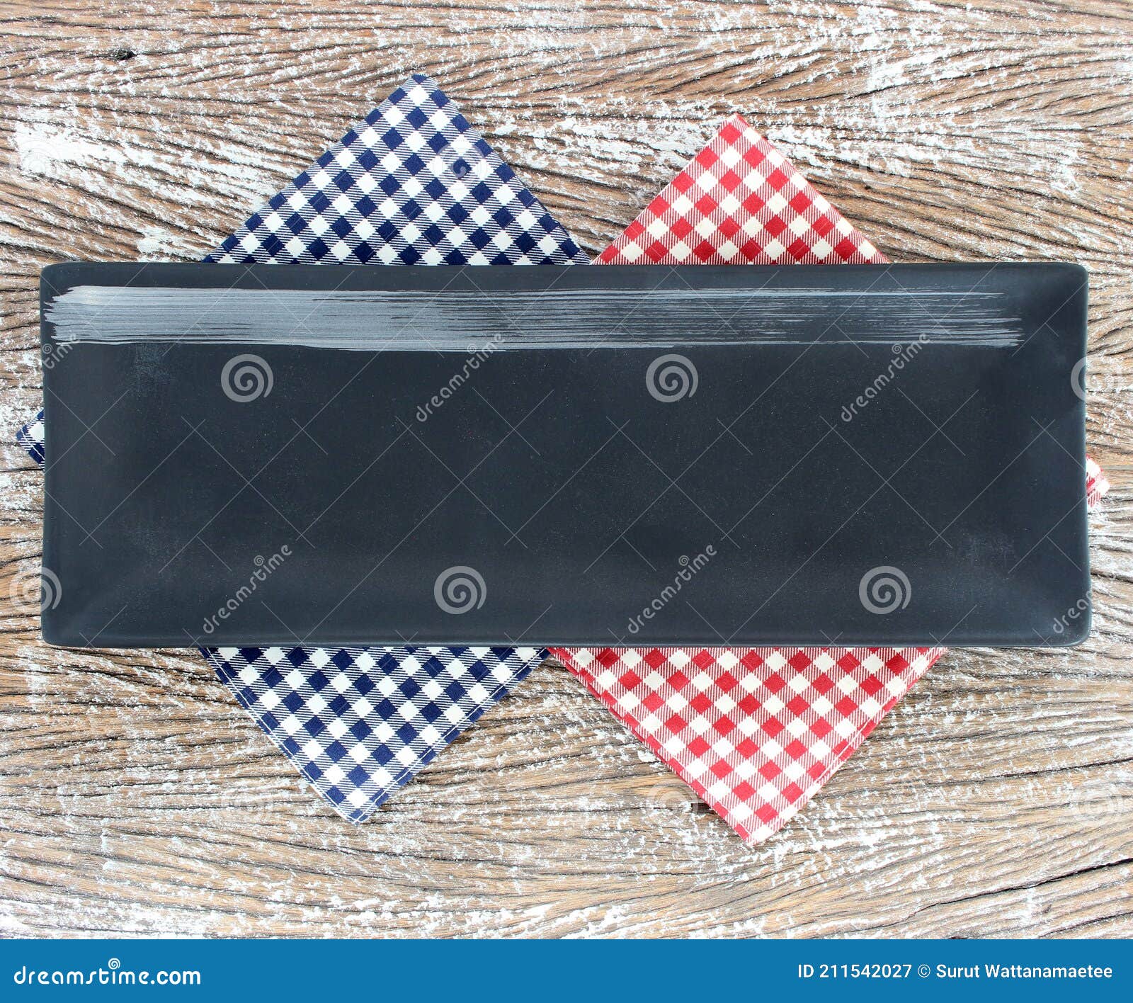 Empty Modern Ceramic Plate on Wood Table Background ,top View Stock ...