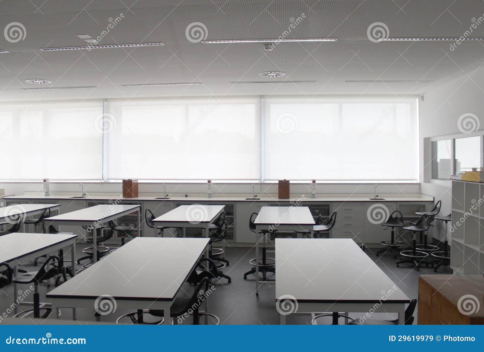 Empty Modern School Class Room Stock Image - Image of tele, escola ...