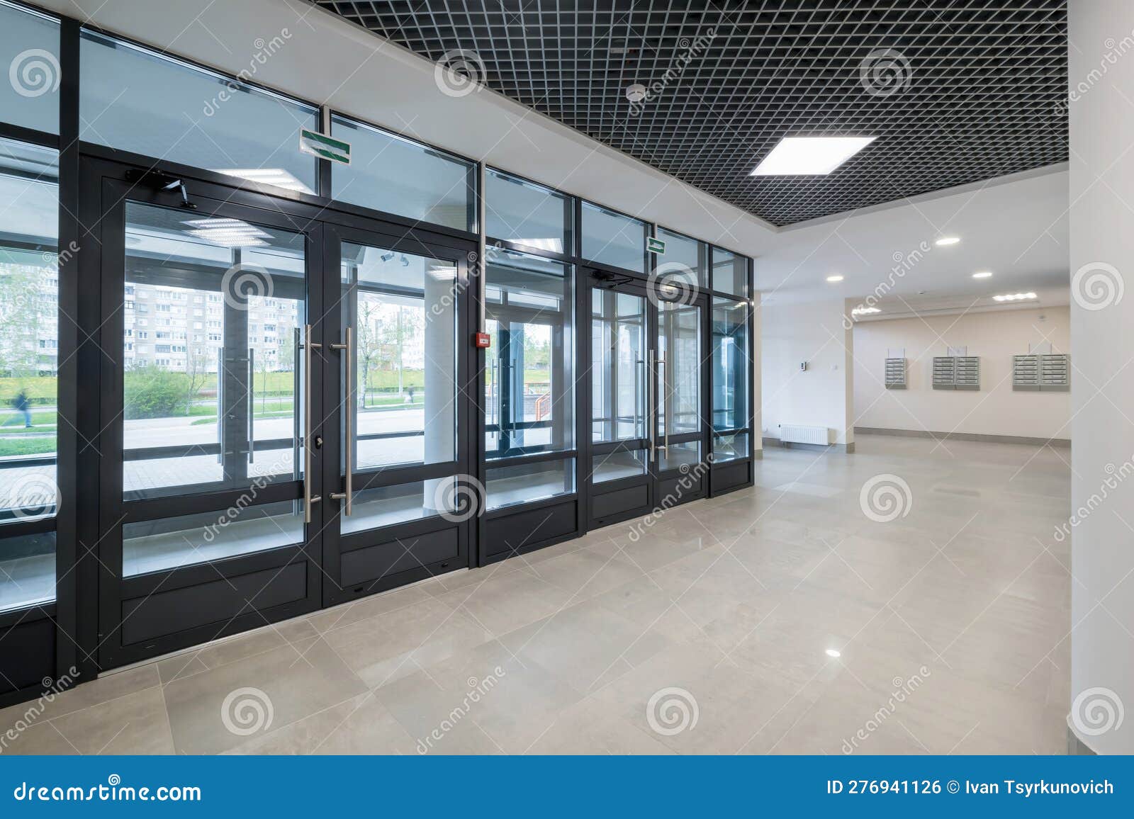 Empty Modern Hall Room with Columns, Doors and Panoramic Windows Stock ...