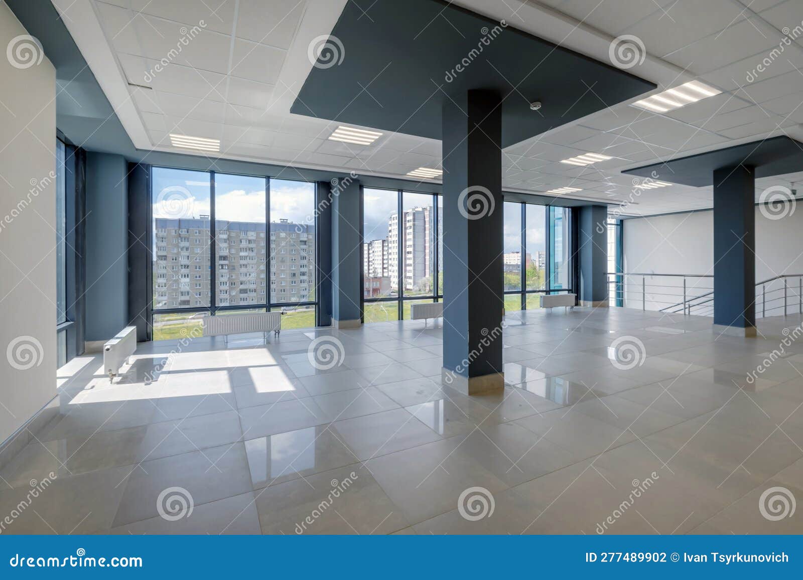 Empty Modern Hall Room with Columns, Doors and Panoramic Windows Stock ...