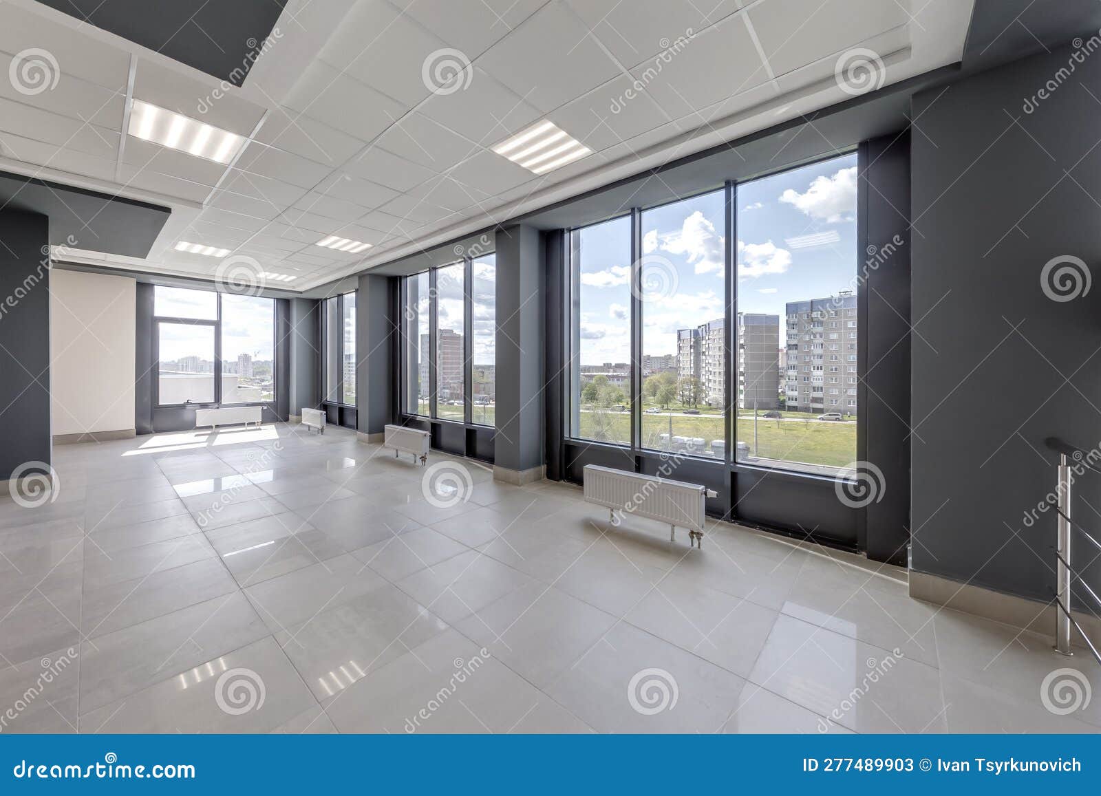 Empty Modern Hall Room with Columns, Doors and Panoramic Windows Stock ...