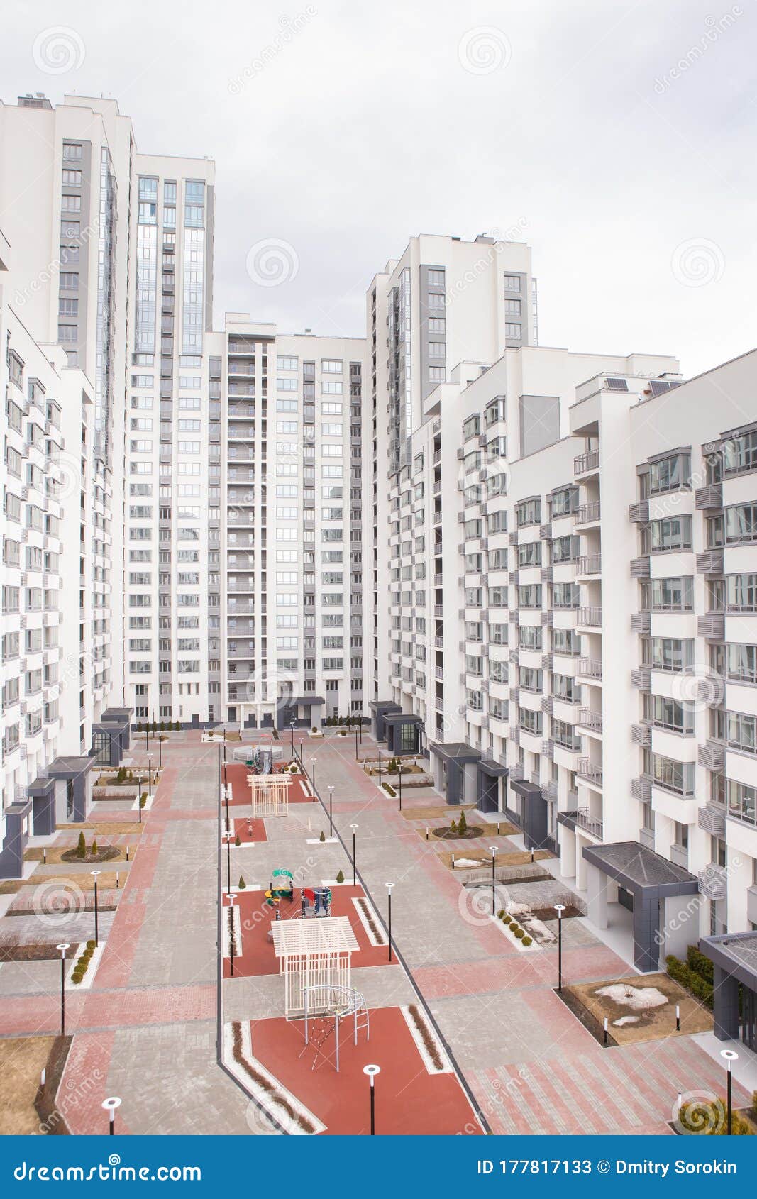 Empty Multi-storey Modern Residential Building. without People Stock ...