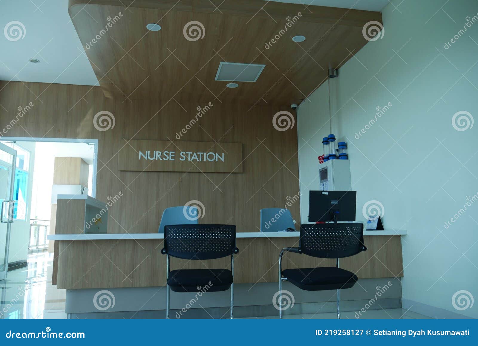 Empty Nurse Station in Hospital Stock Image - Image of modern, floor ...