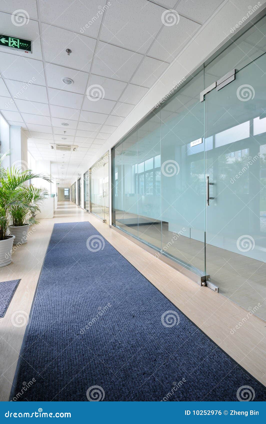 Empty office room stock photo. Image of lunch, office - 10252976