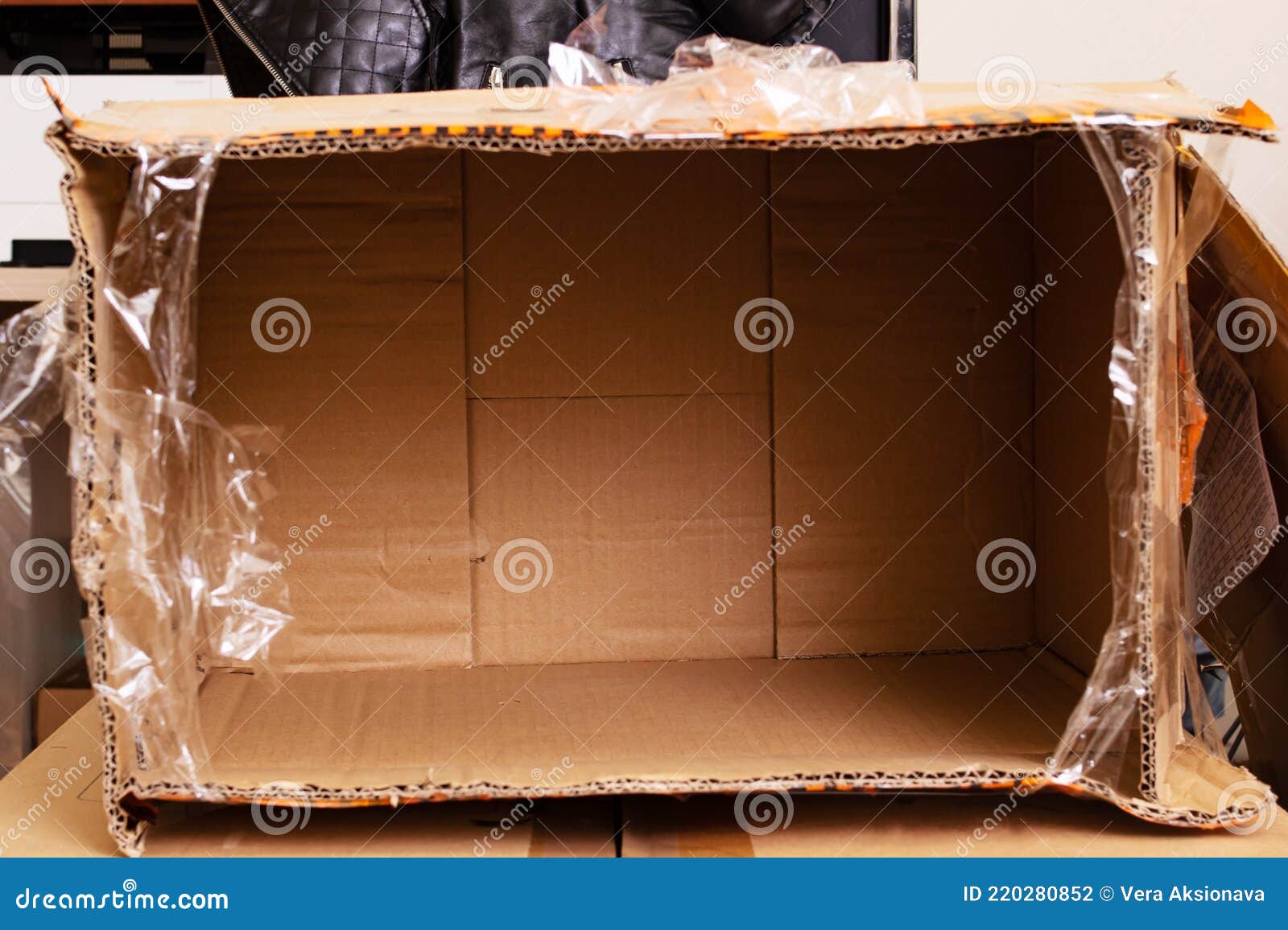 Empty Old Cardboard Box Close Up in Room Stock Photo - Image of page ...