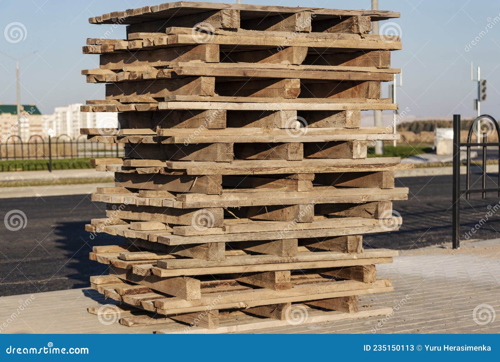 Empty Pallets At A Construction Site. Reuse Of Wooden Pallets In ...