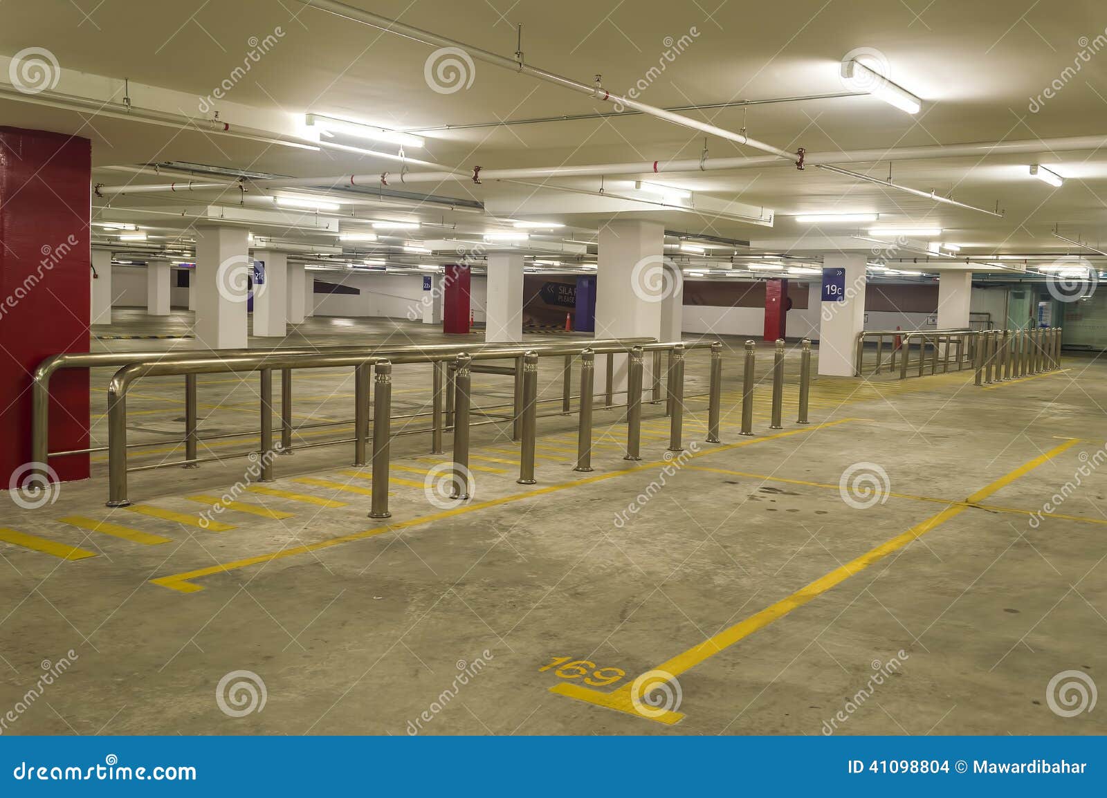 Empty parking lot stock photo. Image of parking, garage - 41098804
