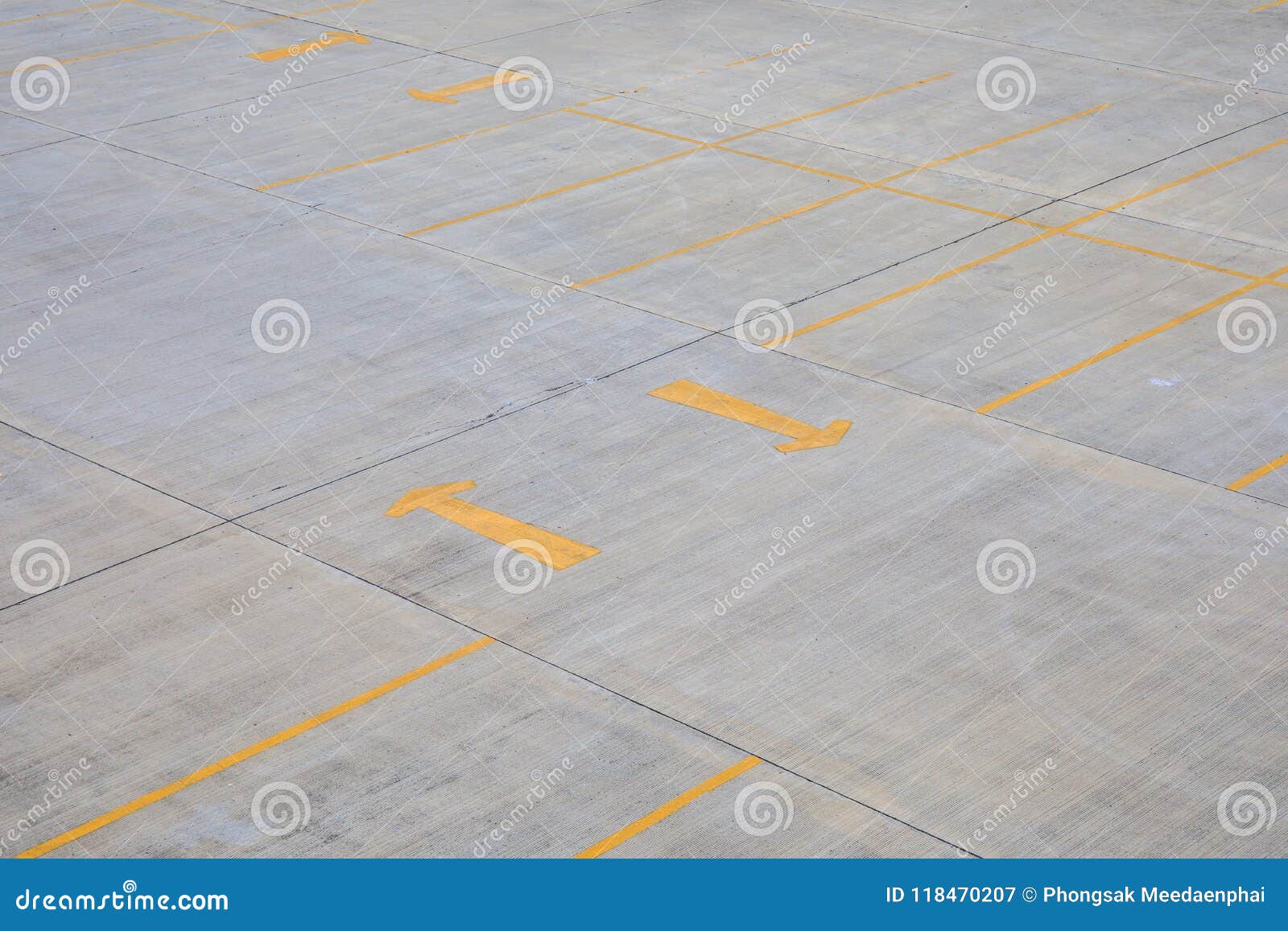 Empty Parking Slot with Yellow Arrow at Outdoor. Stock Image - Image of ...