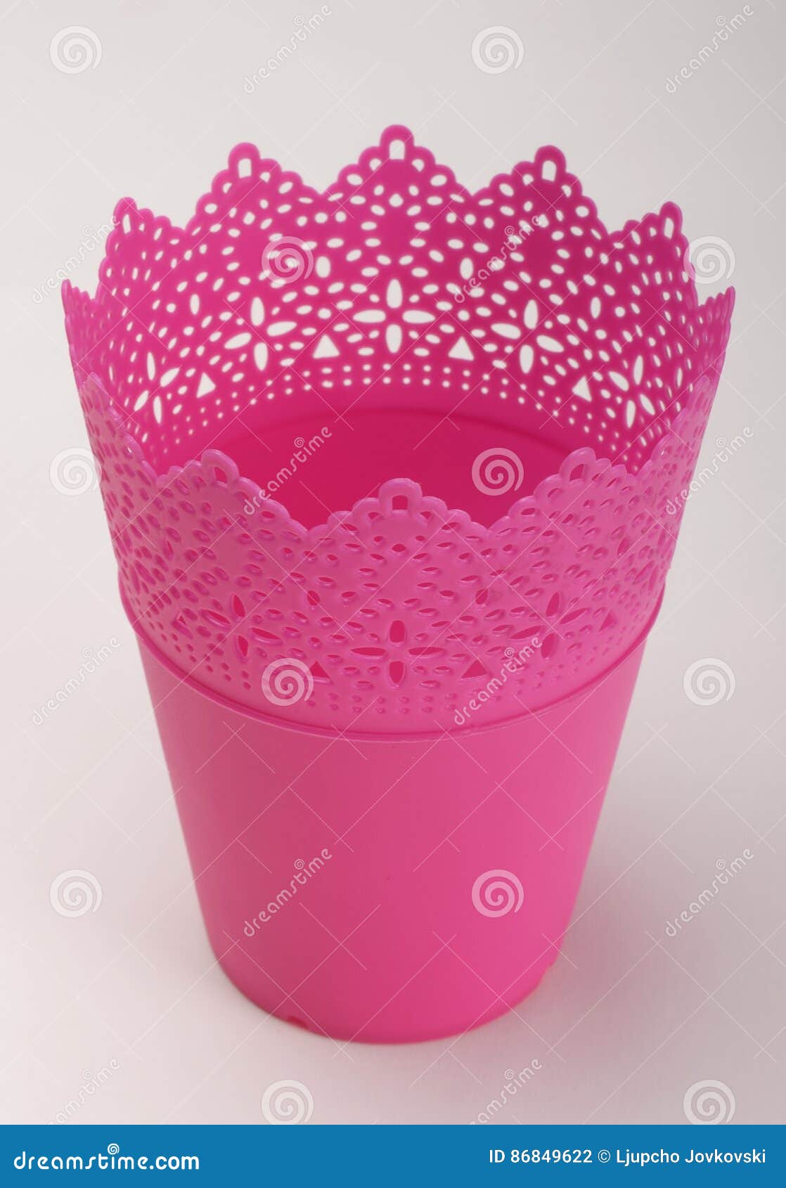 Empty Pink Plastic Flower Pot Stock Photo - Image of close, flower ...