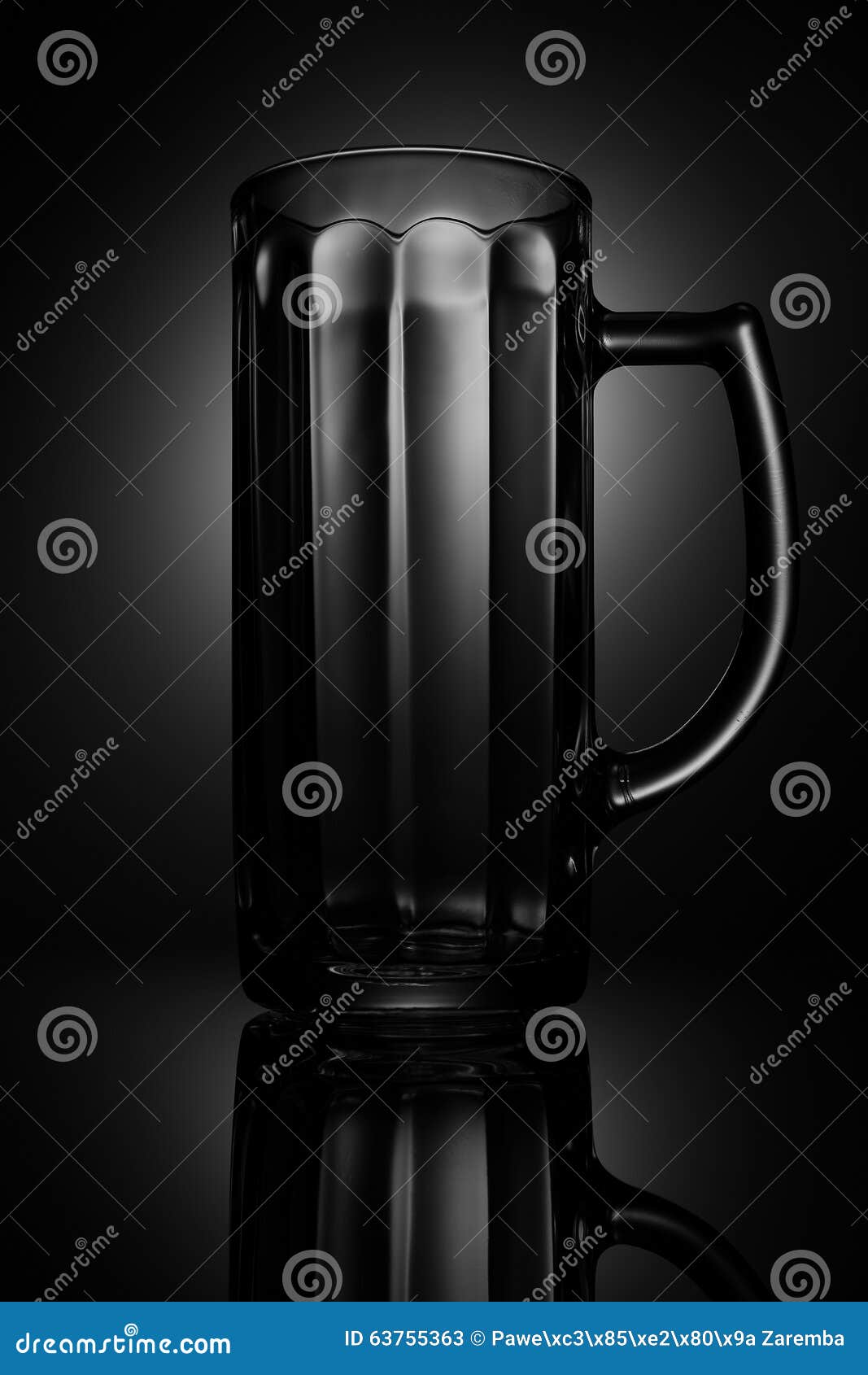 Empty pint of beer stock image. Image of background, mockup - 63755363