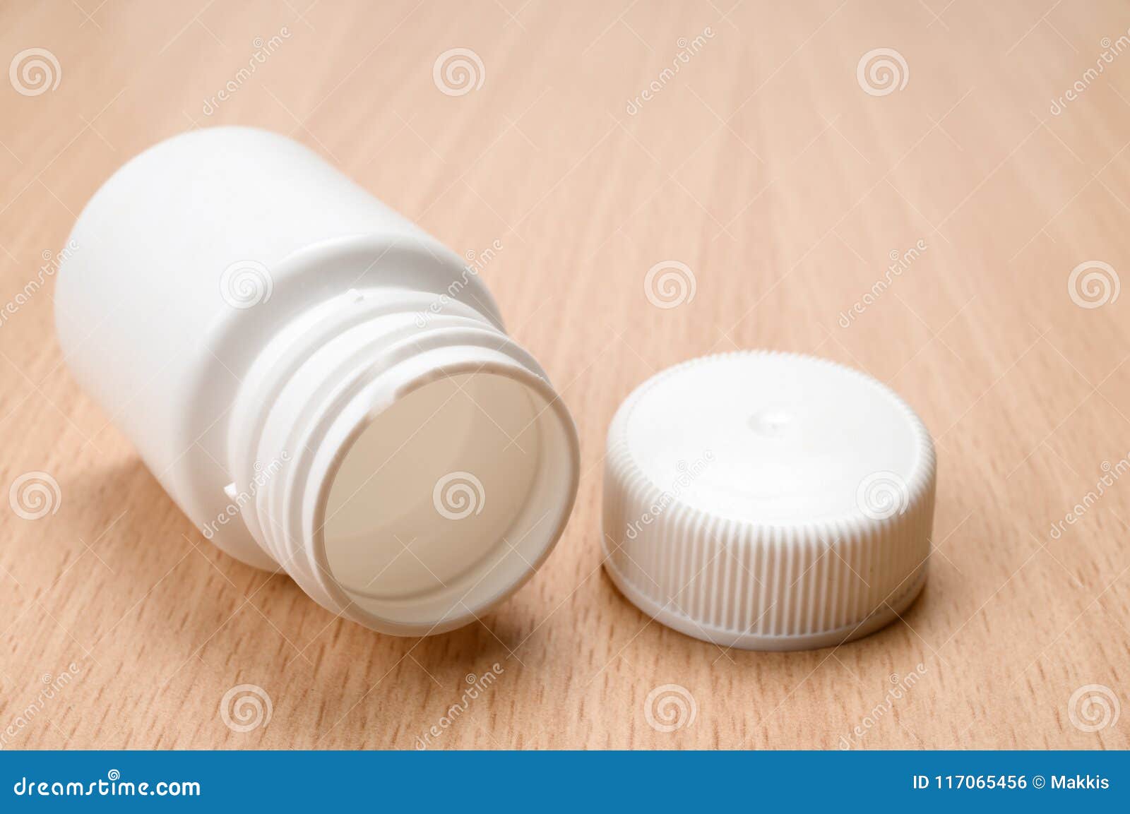 Empty plastic pill bottle stock photo. Image of focus - 117065456
