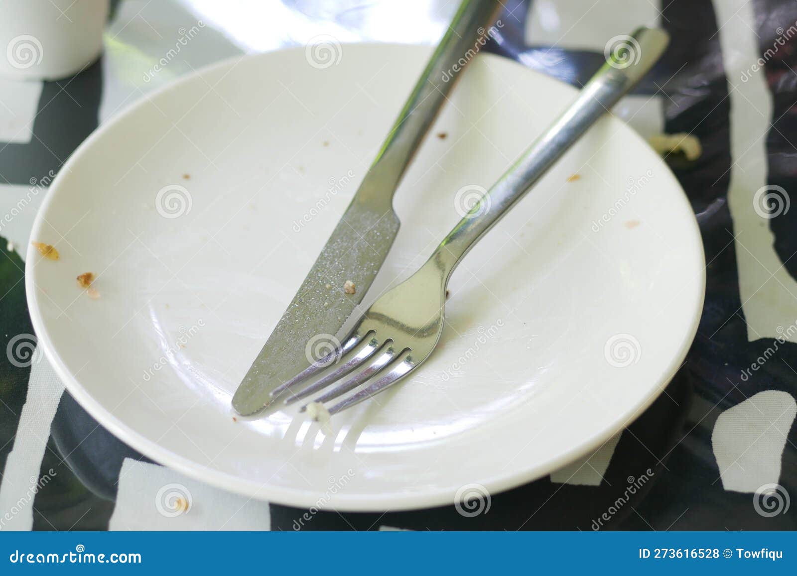 Empty Plate after Eating on Table Stock Photo - Image of surface, messy ...