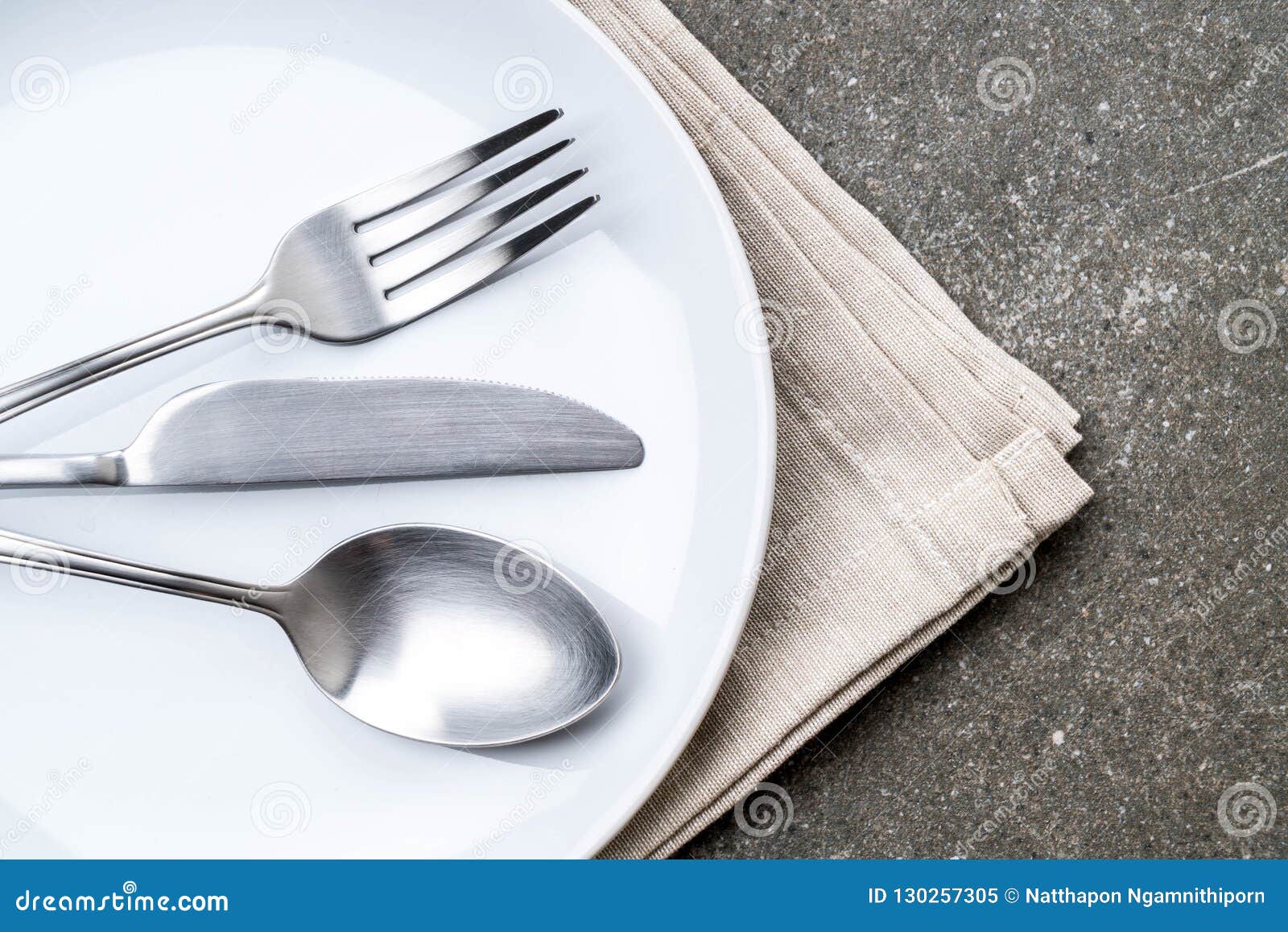 Empty Plate Spoon Fork and Knife Stock Image - Image of kitchen, spoon ... Empty Plate Spoon Fork and Knife Stock Image - Image of kitchen, spoon ...