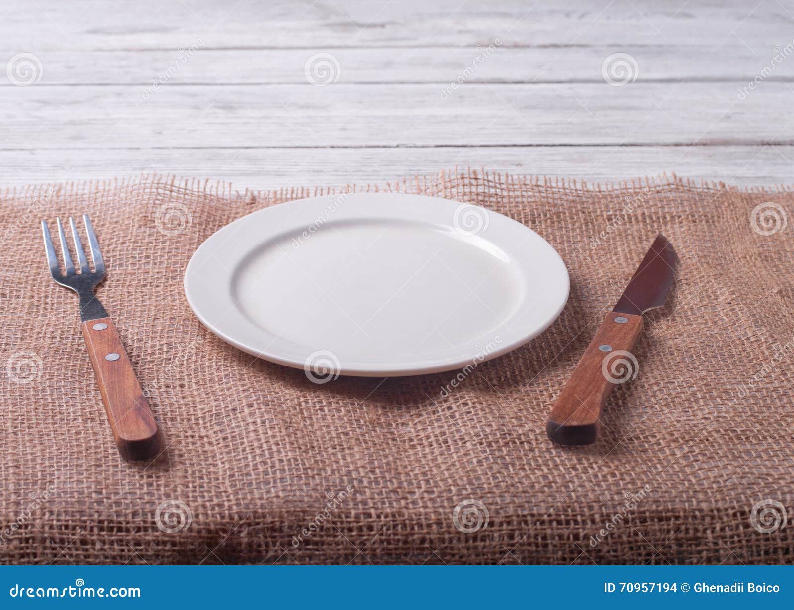 Empty plate stock photo. Image of decoration, empty, restaurant - 70957194