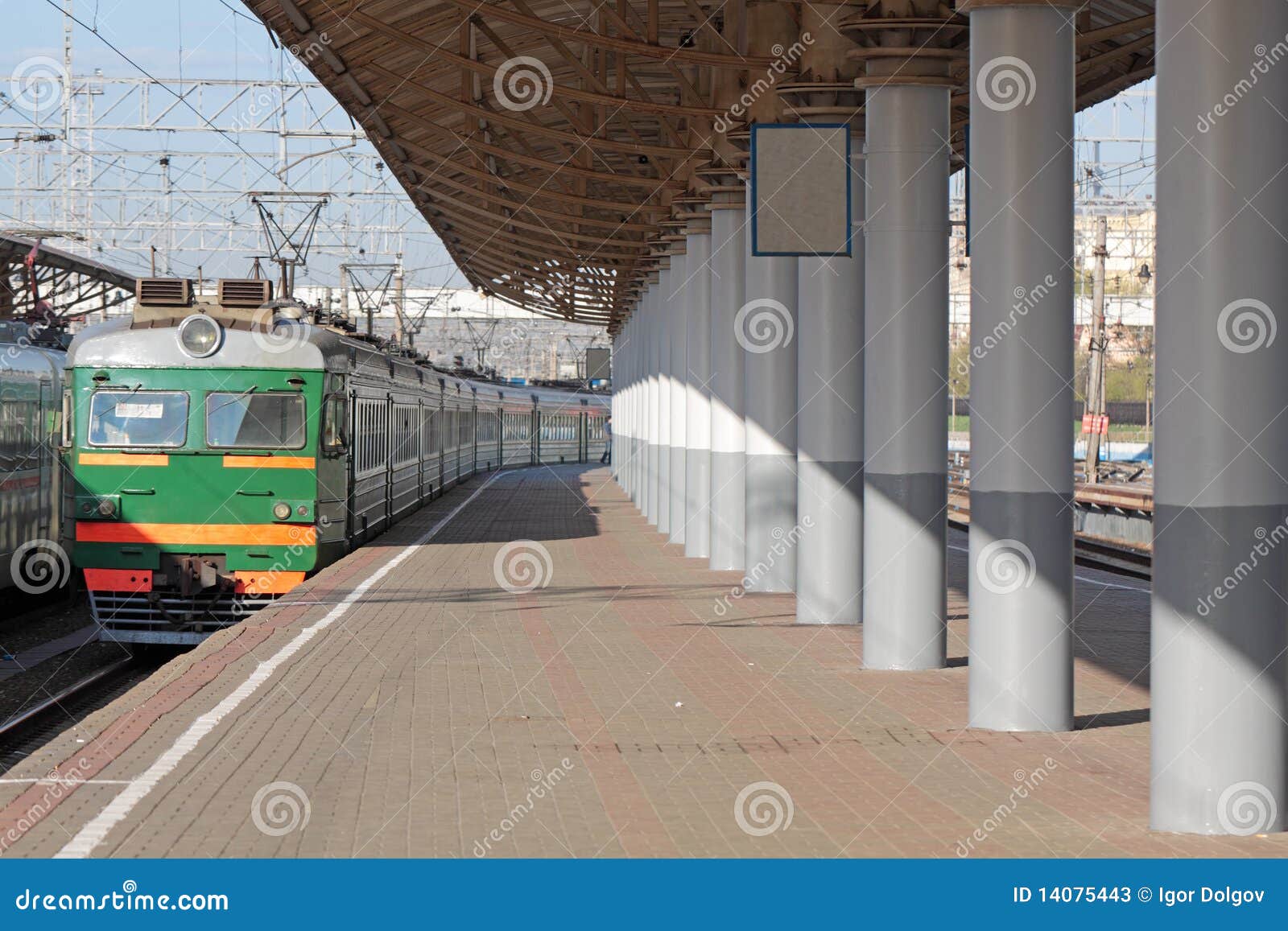Empty platform stock image. Image of embankment, green - 14075443