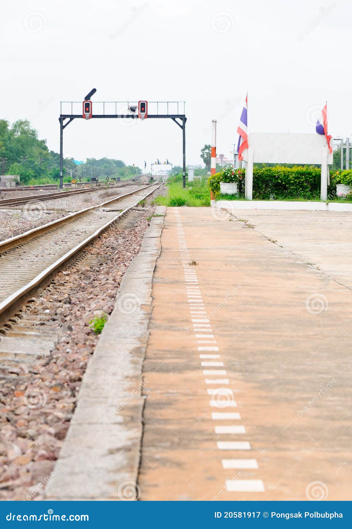 Empty platform stock image. Image of outdoor, retro, line - 20581917