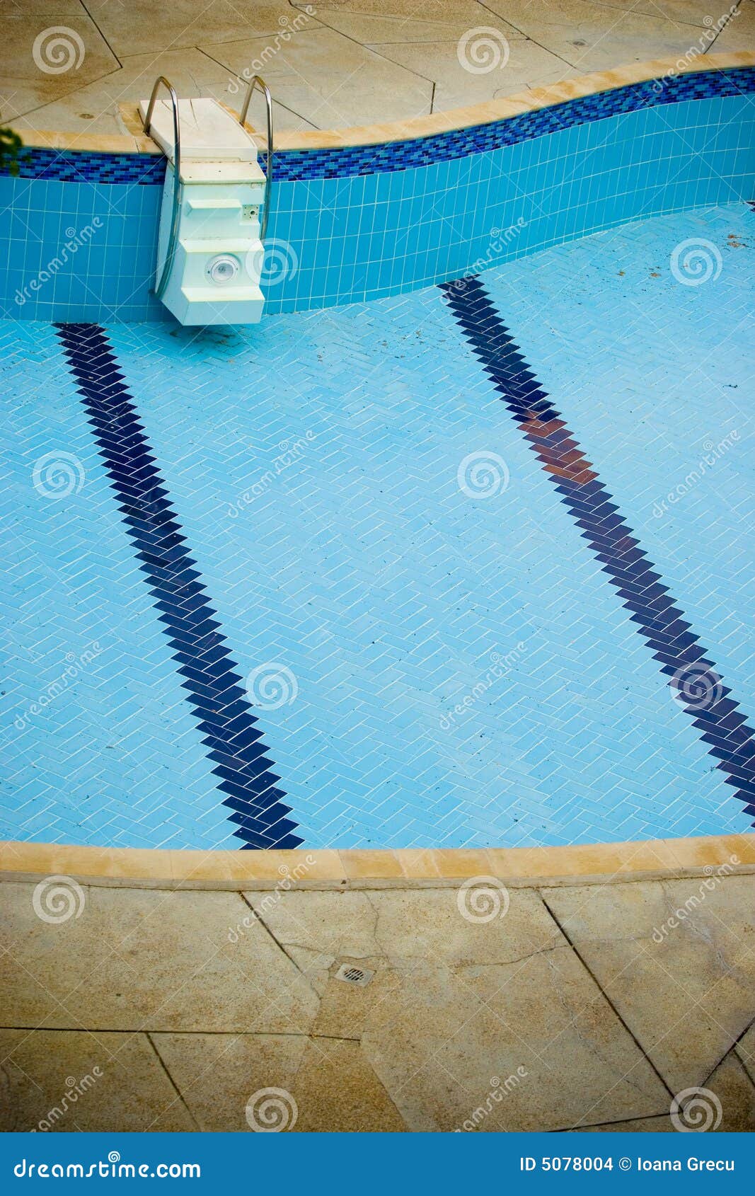Empty pool stock photo. Image of empty, pool, hotel, tourism - 5078004