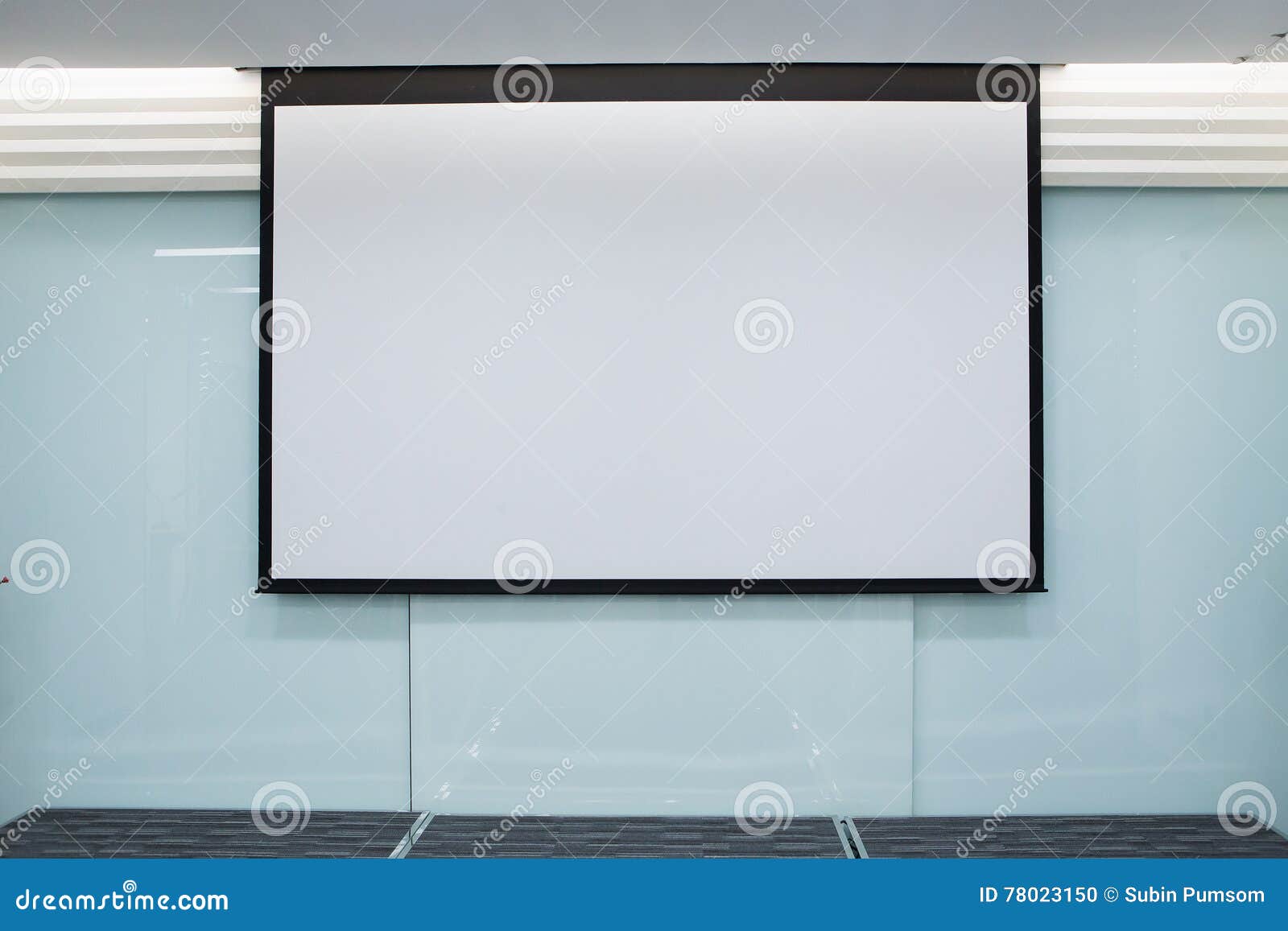 Empty Projection Screen, Presentation Board Stock Illustration ...