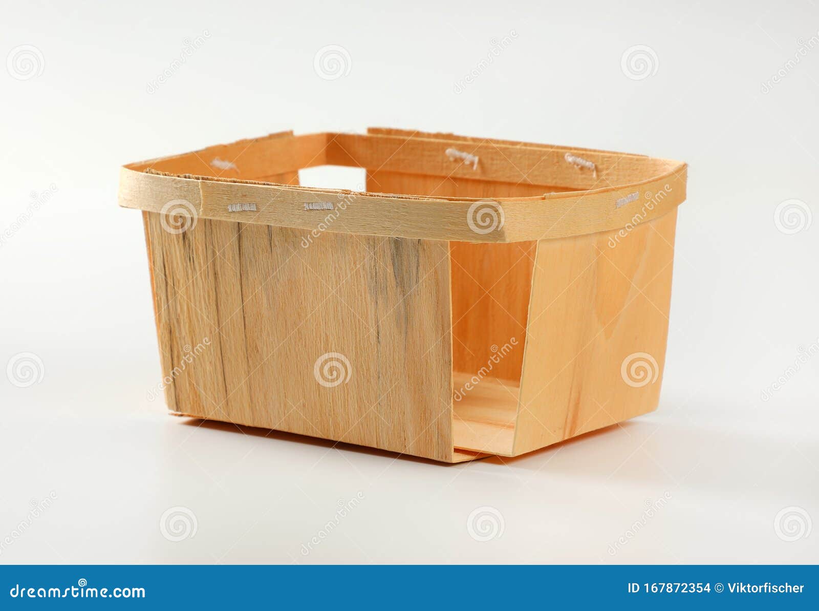 Empty wooden berry basket stock photo. Image of container - 167872354
