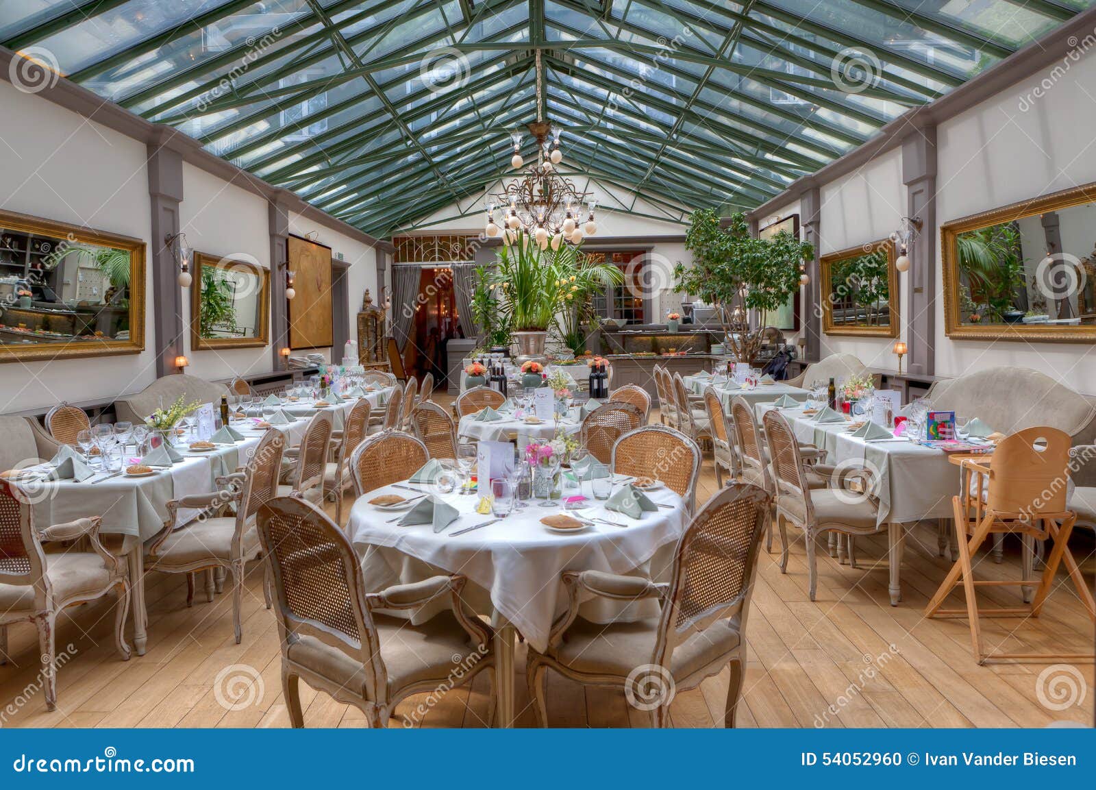 Empty Restaurant Garden House Stock Photo - Image of emtry, greenhouse ...