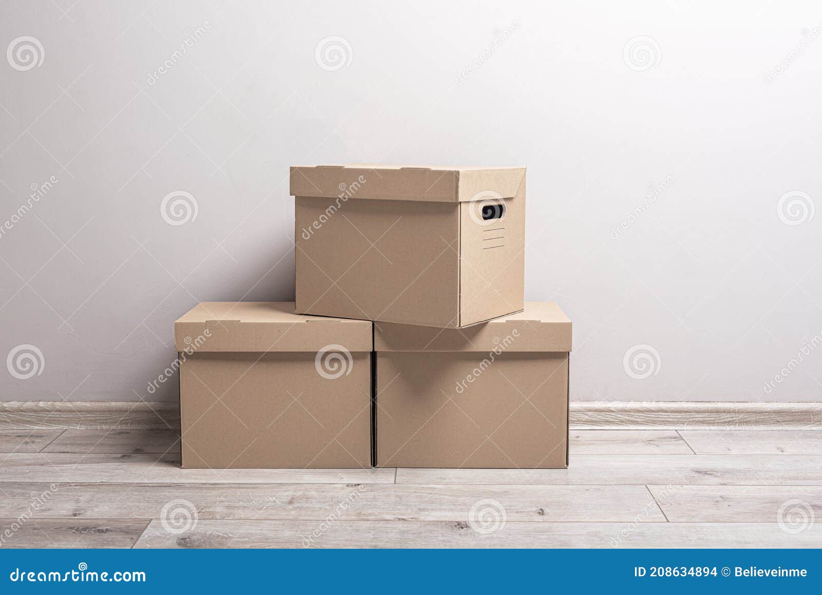 Empty Room with Cardboard Boxes. Stock Photo - Image of parcel ...