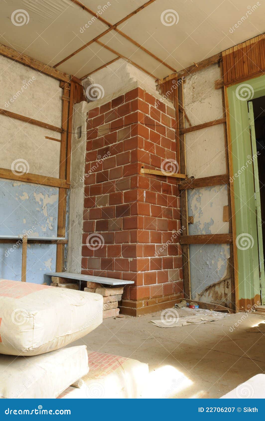 Empty Room under Repair stock image. Image of aged, building - 22706207