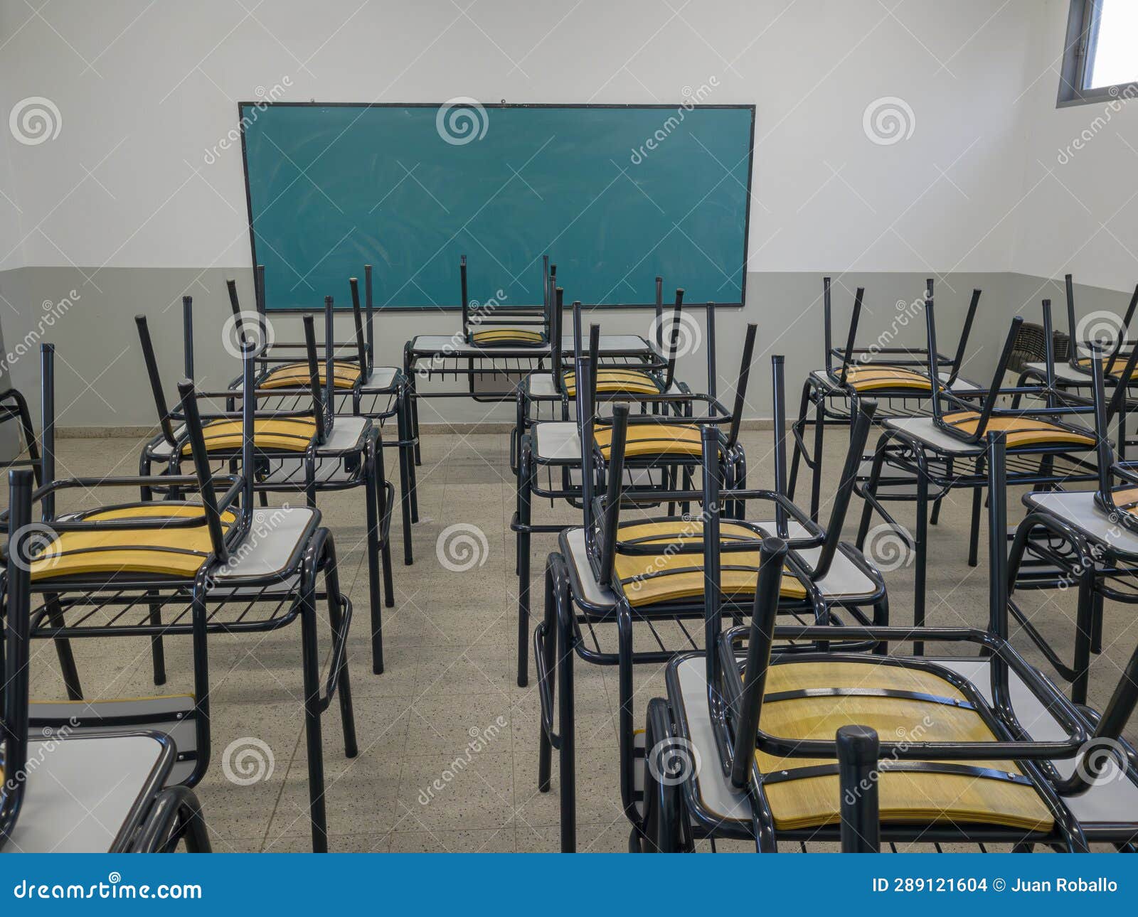 Empty School Classroom. Closed School Stock Photo - Image of blackboard ...
