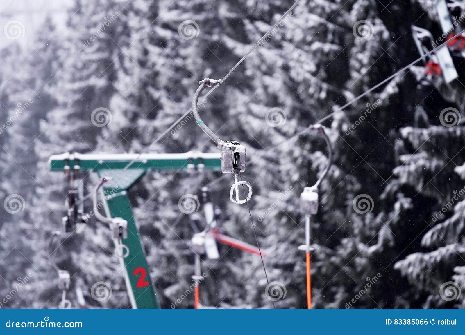 Ski Lift Cable, Ropeway, And Cableway Transport System For Skiers With ...