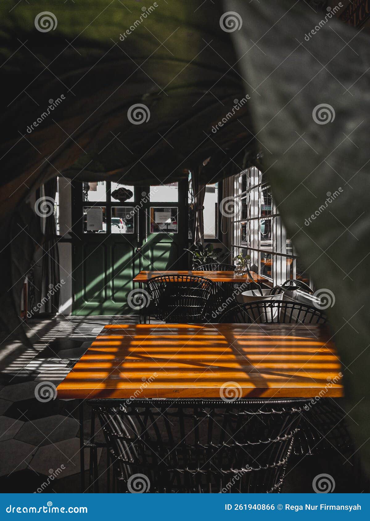 Empty Spaces in Coffee Shop Stock Photo - Image of shop, coffee: 261940866