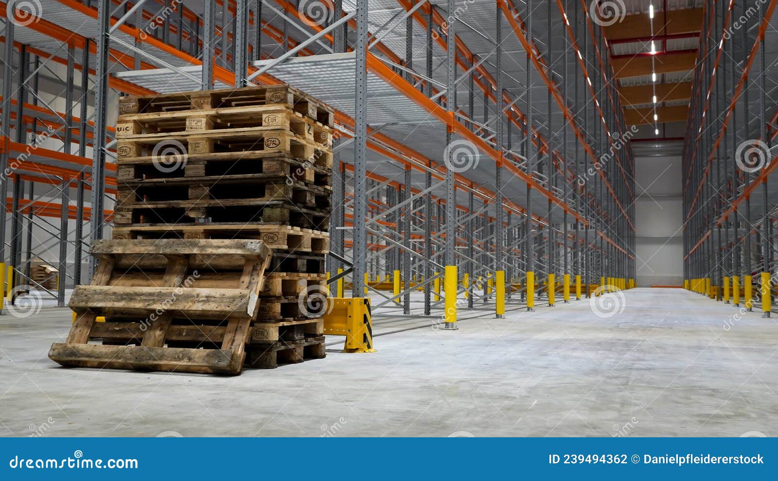 Empty Stack Pallets in Logistics Warehouse Stock Photo - Image of ... Empty Stack Pallets in Logistics Warehouse Stock Photo - Image of ...