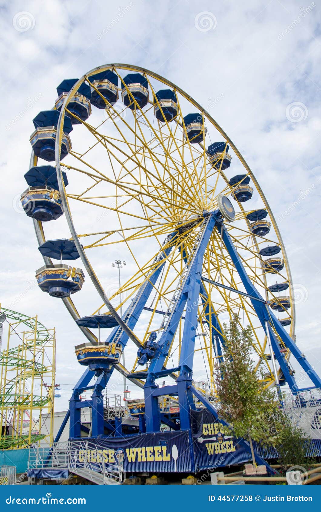 Empty state fair editorial stock photo. Image of state - 44577258