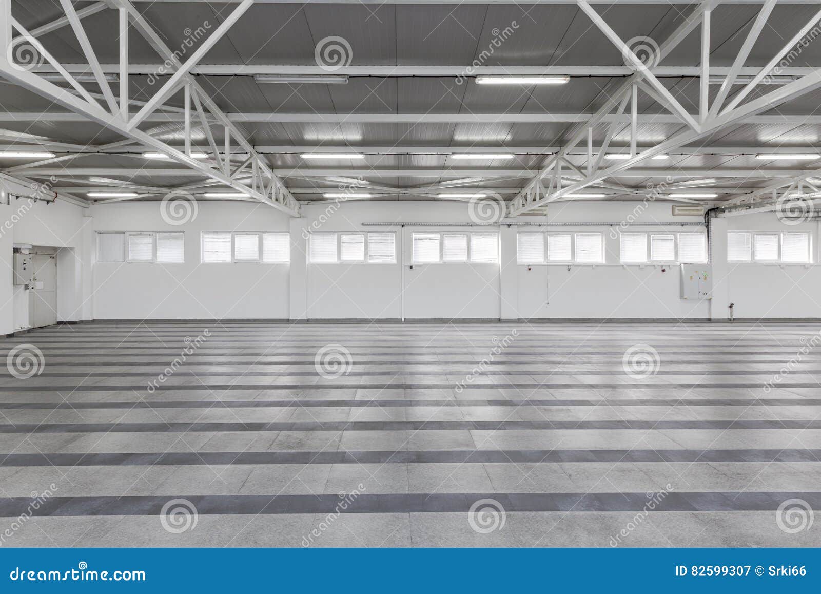 Empty storage place stock image. Image of construction - 82599307