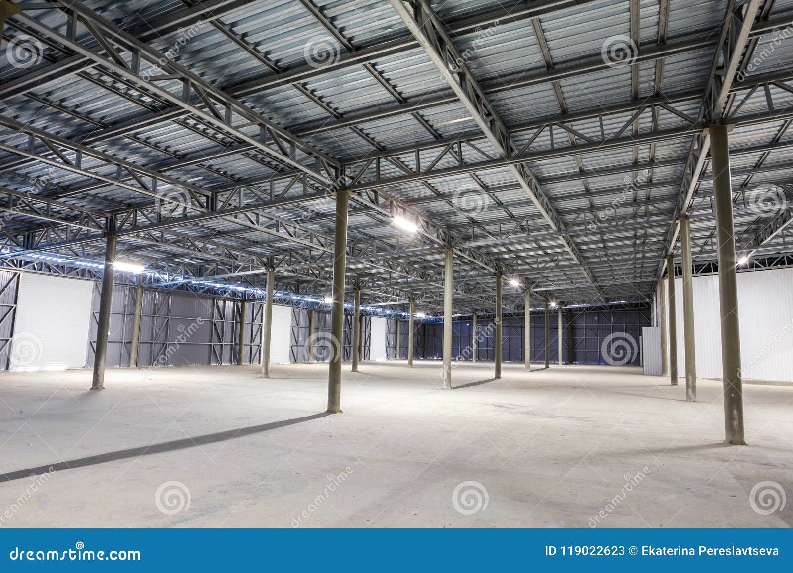 Empty Storage Room, Warehouse or Hangar Stock Image - Image of building ...