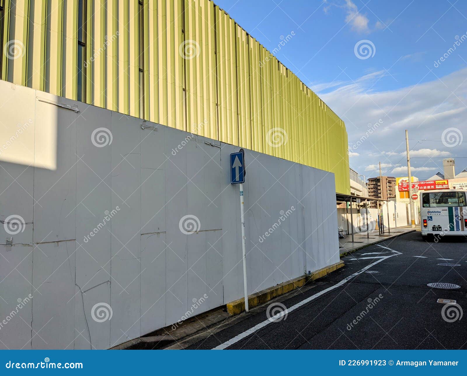 Empty Street View Cityscape Stock Image - Image of wall, track: 226991923