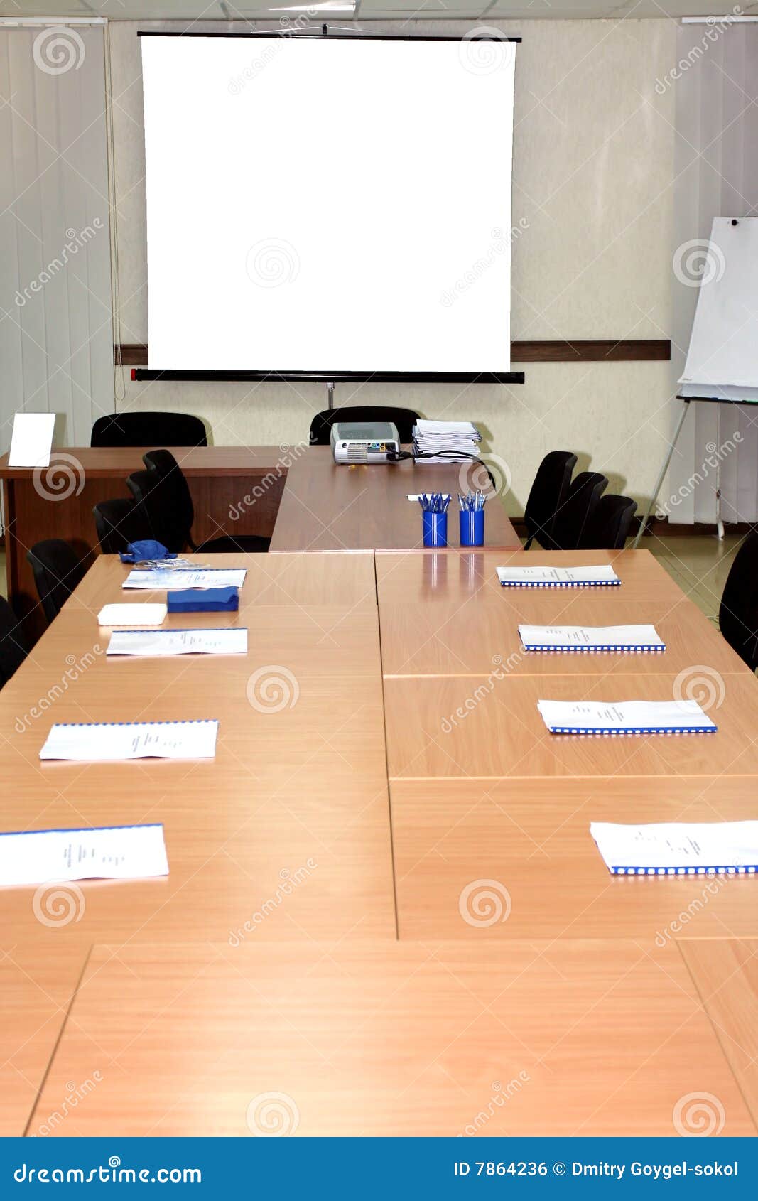 Empty study room stock photo. Image of screen, blackboard - 7864236