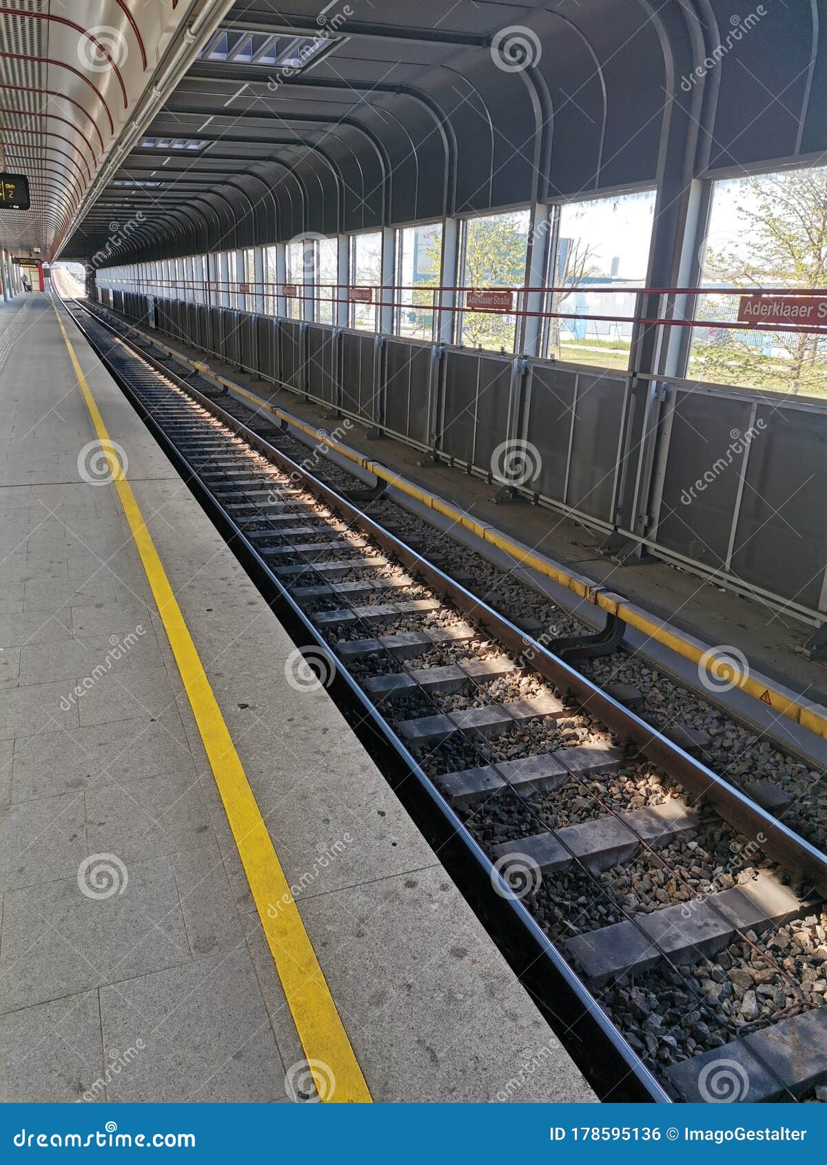 Empty Subway Over Ground Station Editorial Photo - Image of building ...