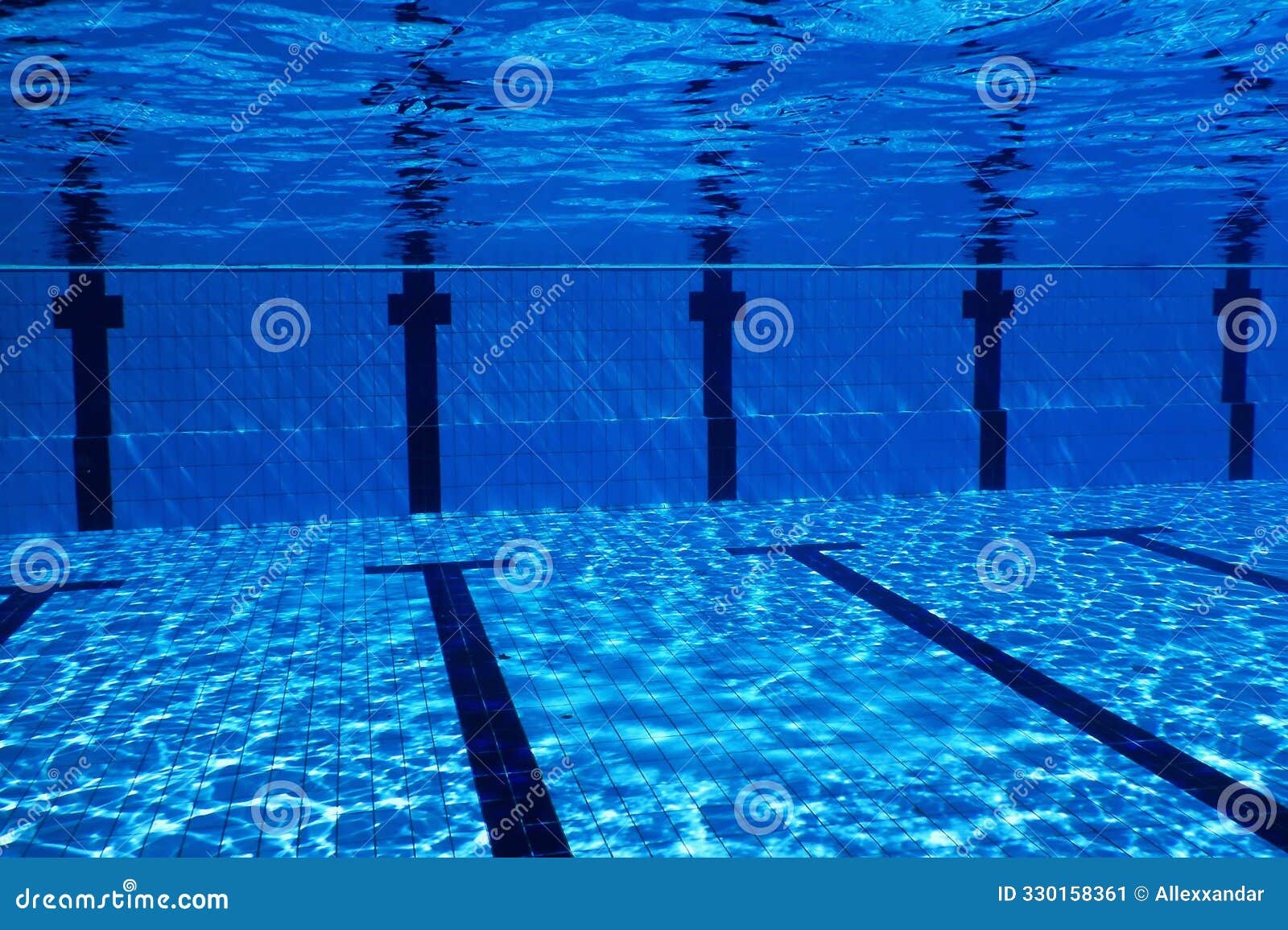 Empty Swimming Pool Underwater Stock Image - Image of pattern, tranquil ...