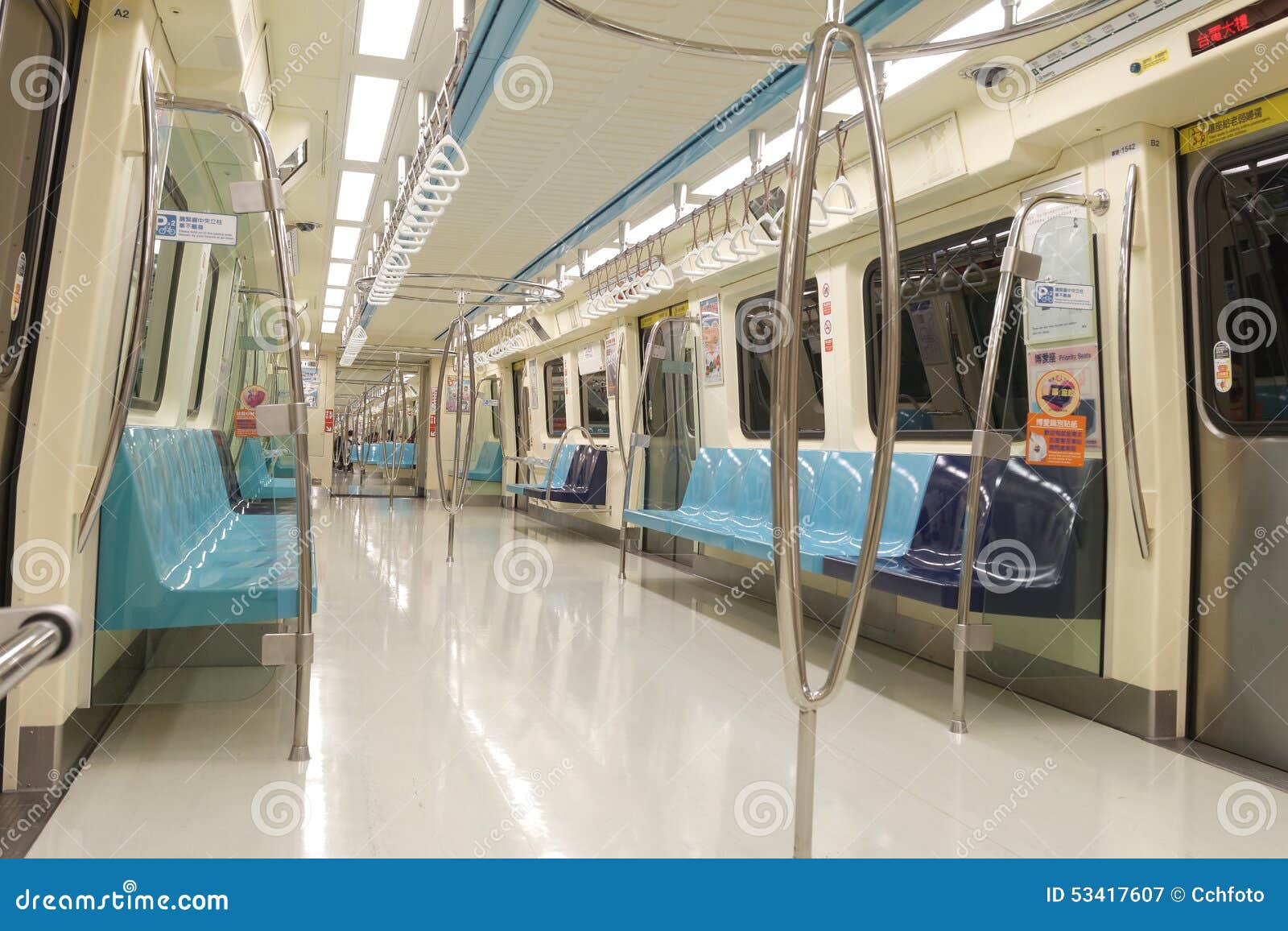 Empty Taipei Metro Car editorial photography. Image of travel - 53417607