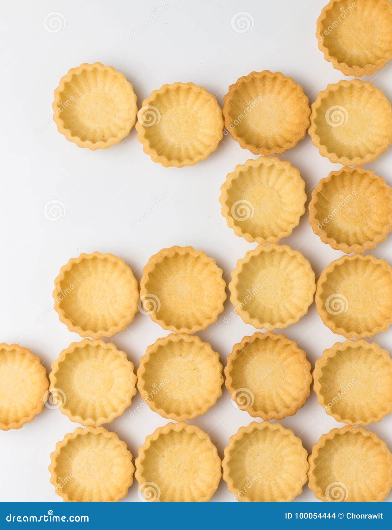 Empty tart shell isolated stock photo. Image of cuisine - 100054444