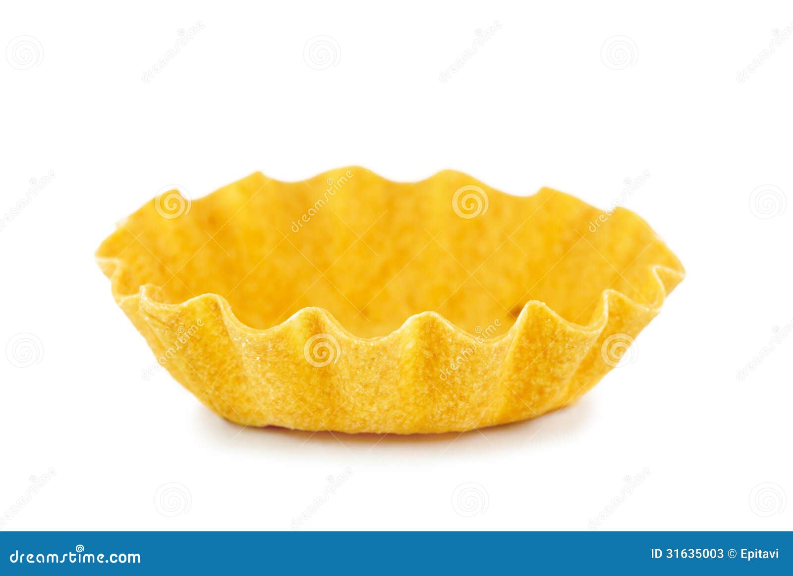 Unfilled Tartlet Shells Isolated On White Background. Seven Crispy Mini ...