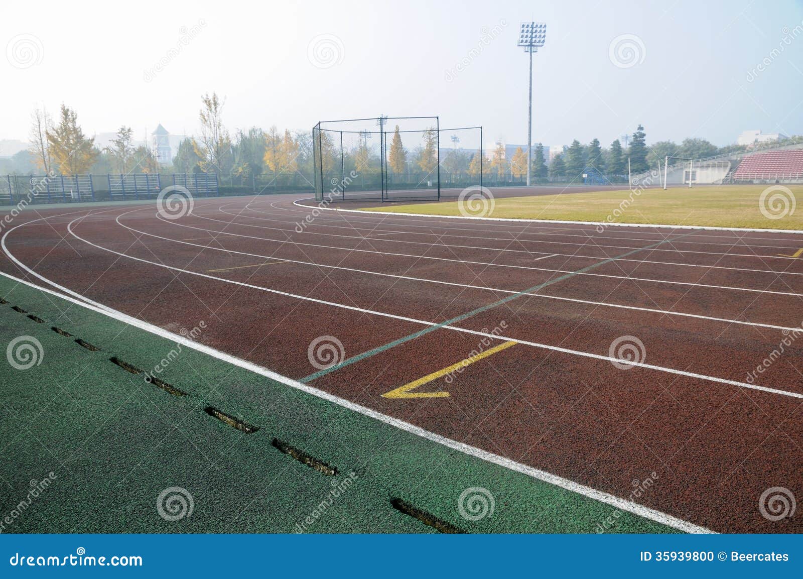 Empty Tracks of Sports Field Stock Photo - Image of yard, stadium: 35939800