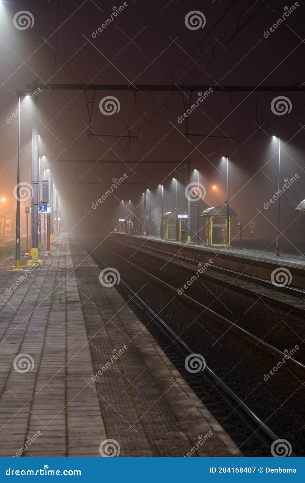 Empty Trainstation in the Night Stock Image - Image of night, rail ...