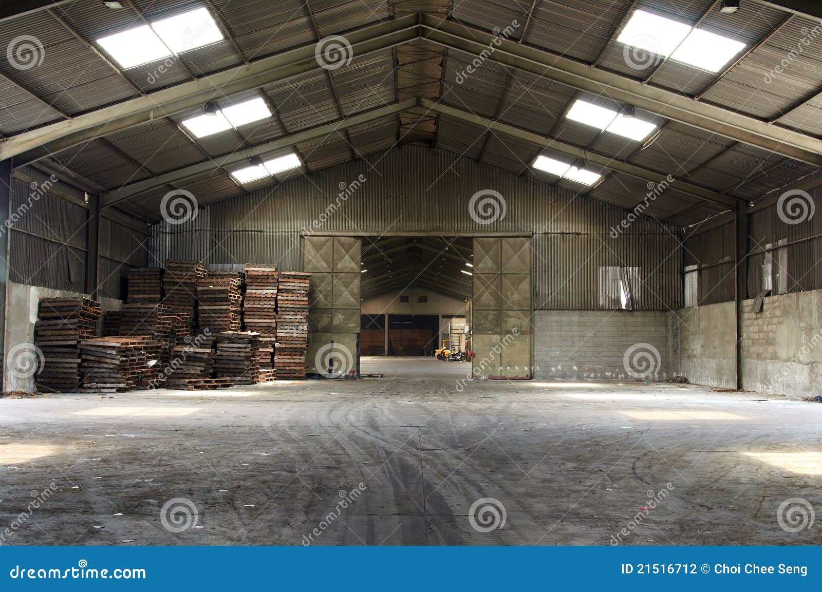 Empty warehouse stock photo. Image of dirty, business - 21516712