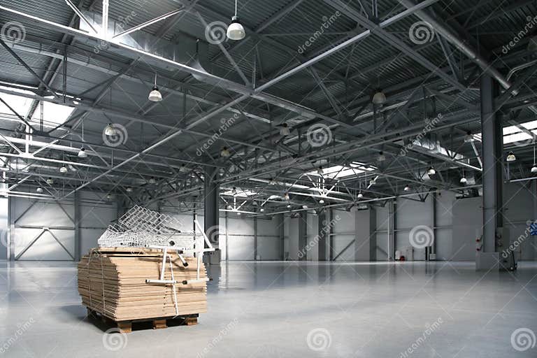 Empty warehouse stock image. Image of order, architecture - 2669835