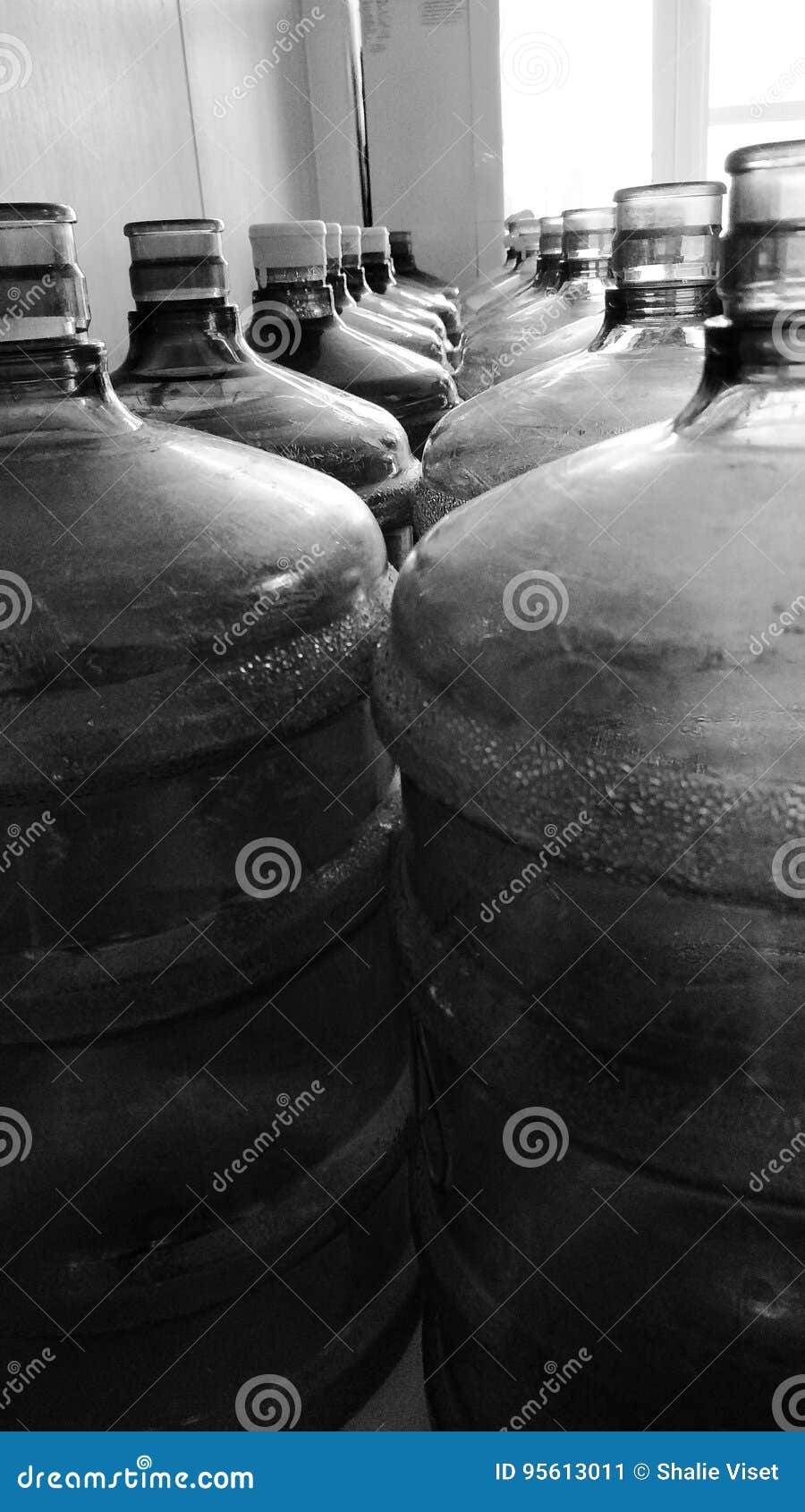 Empty water tank stock image. Image of purified, aqua - 95613011